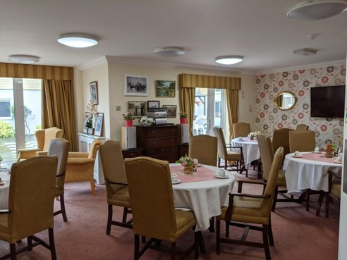 Residential Tallis House - Waltham Abbey - Free Care Home Search Help